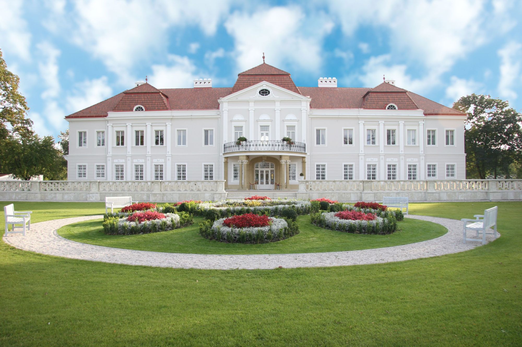 Art Hotel Kaštieľ, Tomášov